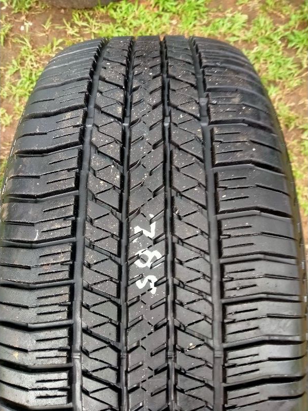 Jual Ban mobil R18 ban mobil ukuran 265/60/18 second copotan merk bridgestone | Shopee Indonesia