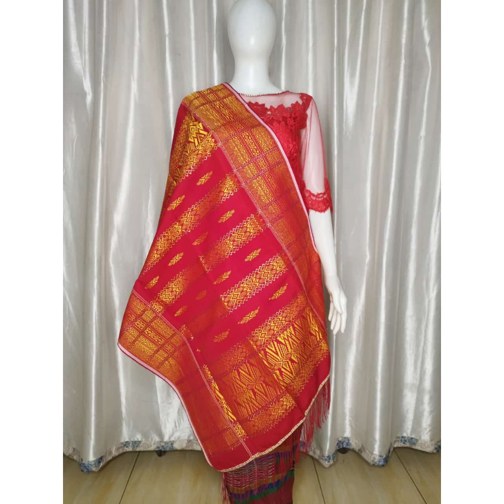 Jual UIS NIPES WARNA DASAR MERAH DENGAN NUANSA PEMBATAS MOTIF BENANG ...