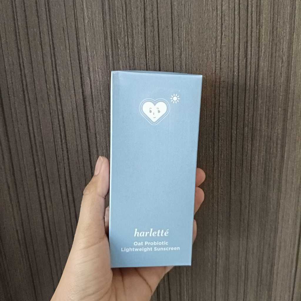 Jual Harlette Oat Probiotic Lightweight Sunscreen Spf 50 PA++++ 40gr ...
