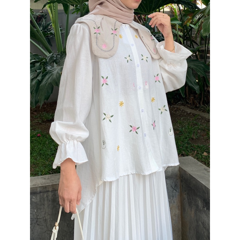 Jual Moezz Alina Blouse Linen Korean Blouse All Size | Shopee Indonesia