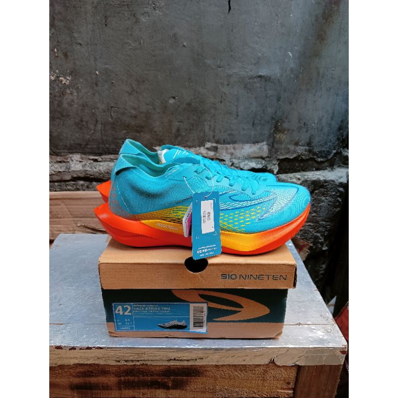 Jual 910nineten Haze Strike Pro Ukuran 42 New | Shopee Indonesia