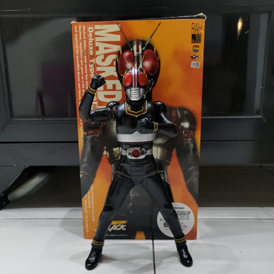Jual Rah kamen rider black,duluxe Real action heroes masked rider black ...
