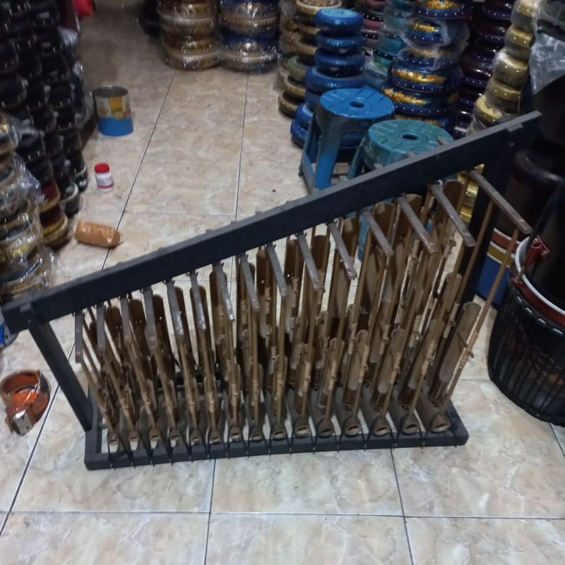 Jual ANGKLUNG NGAMEN DUA OKTAF 15 NADA BAMBU HITAM 3 TABUNG_ANGKLUNG ...