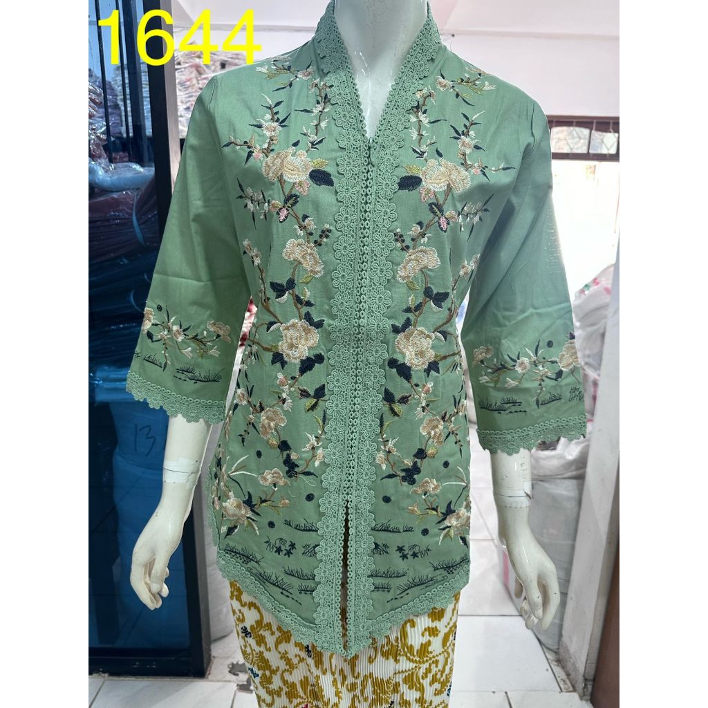 Jual 1526 kebaya bordir timbul kombinasi brukat premium alexuez ...