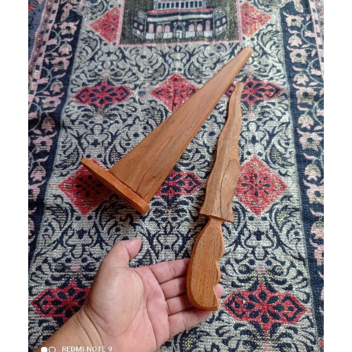 Jual BARANG ORIGINAL KERIS KAYU BELATI KAYU KERIS PERAGA KERIS KOLEKSI ...