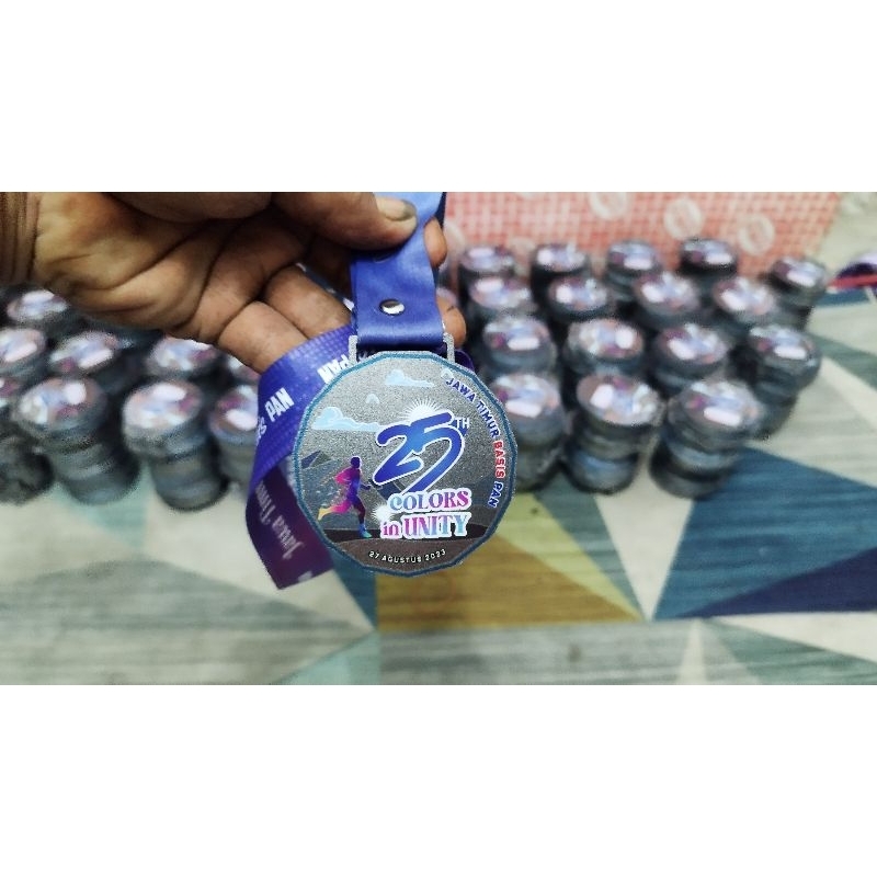 Jual Medali Run | Medali Lari | Medali Maraton logam tebal 2mm tali ...