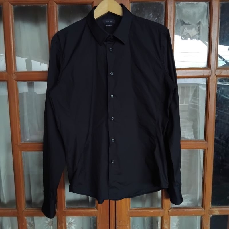 Jual Zara Man basic slim fit shirt (L) | Shopee Indonesia
