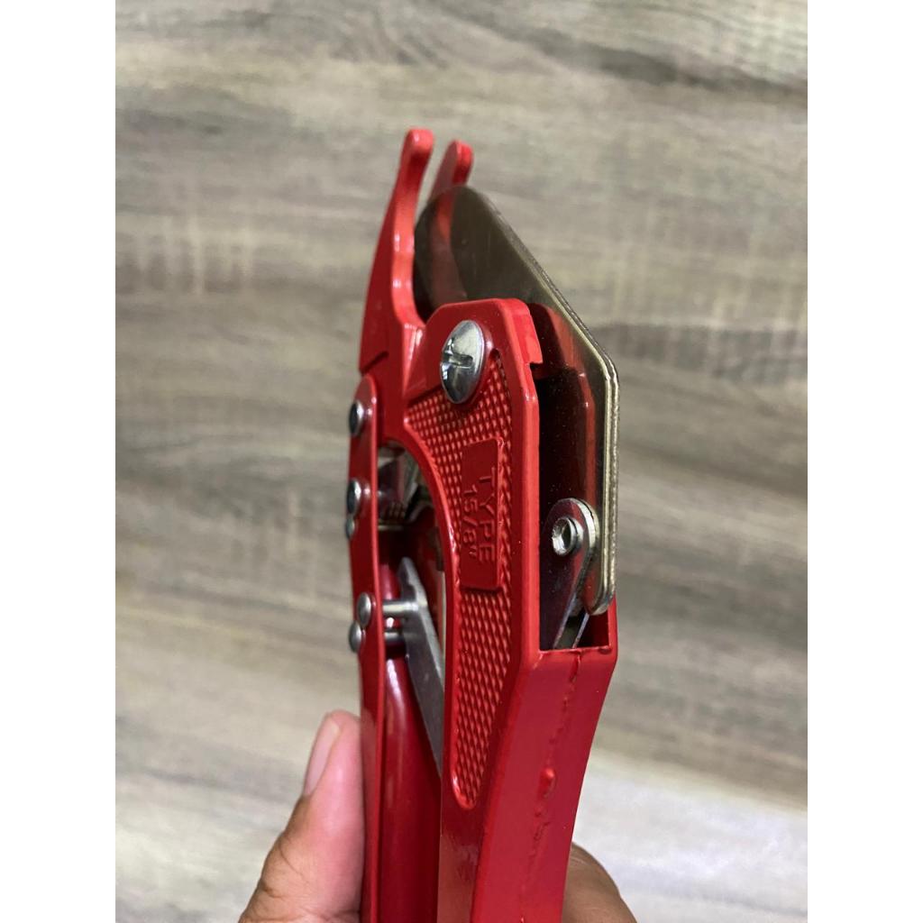 Jual Tang Potong Pipa PVC Paralon Alat Gunting Pipa 42 mm | Shopee Indonesia