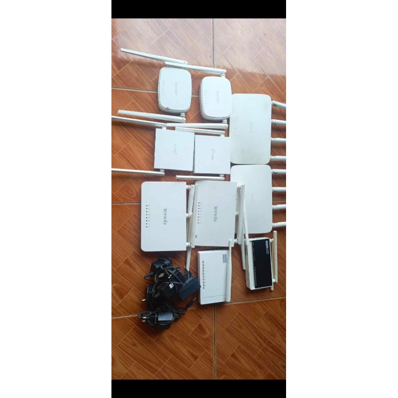 Jual router bekas migrasi barang sesuai gambar unit+adaptor bergaransi ...