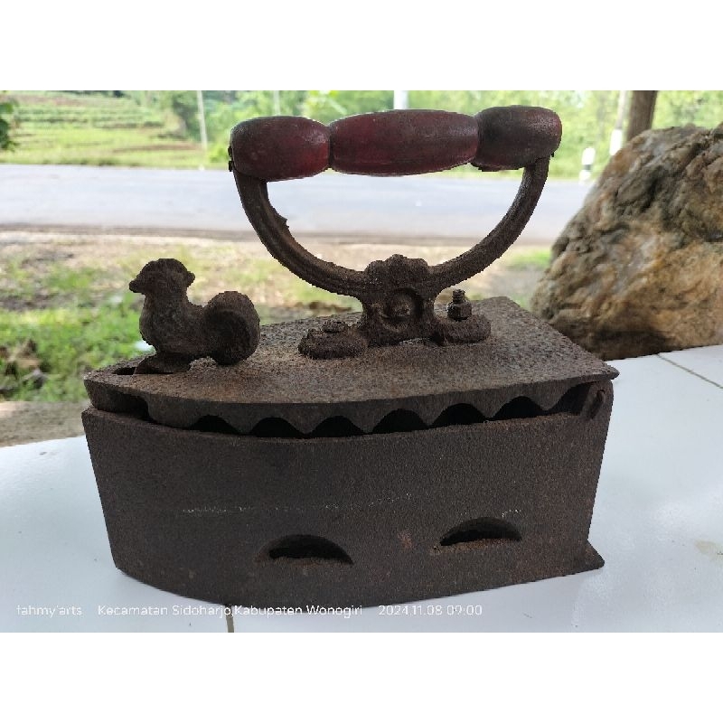 Jual Setrika jago besi tua lawas super detail antik lengkap legend ...