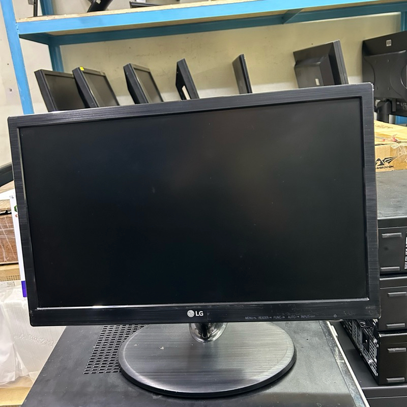 Jual monitor led LG 19 inch like new | Shopee Indonesia