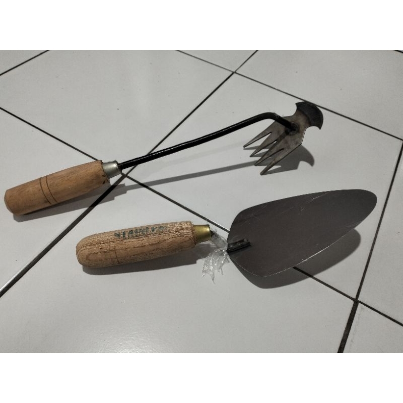 Jual alat pencabut rumput&cetok semen sntanlis | Shopee Indonesia