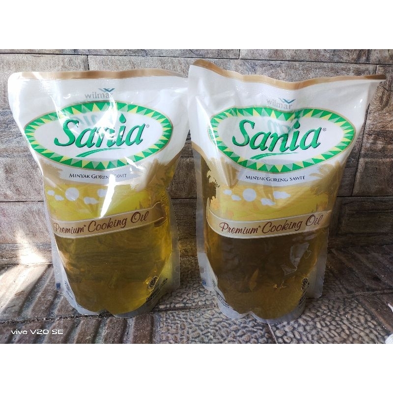 Jual SANIA Minyak goreng 2 liter | Shopee Indonesia