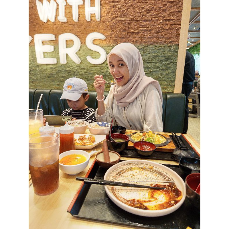 Jual Harga 125 + admin 5k | Shopee Indonesia