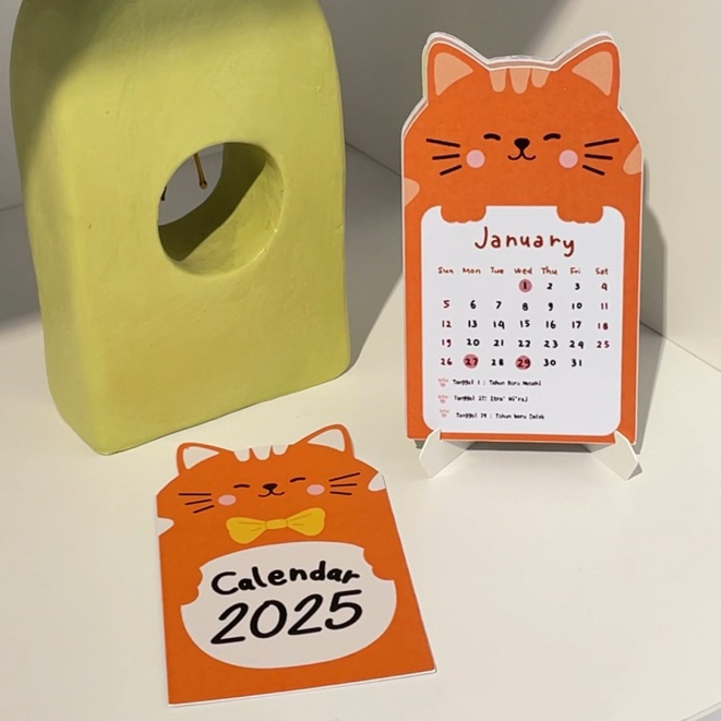 Jual KALENDER CUTE CAT 2025 by Latifanie | DESK CALENDAR WALL CALENDAR ...