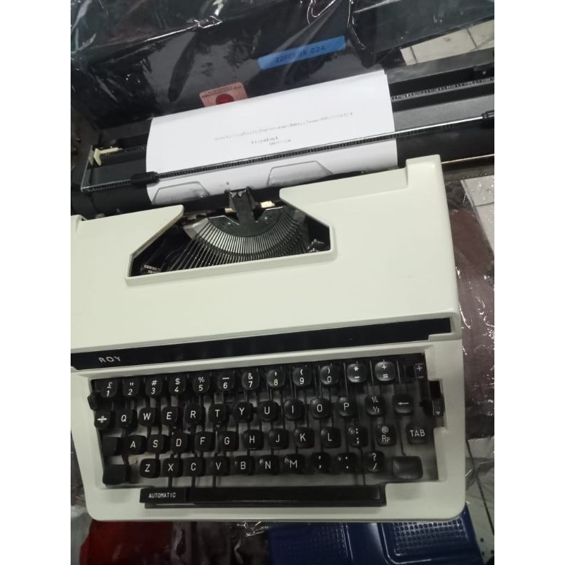 Jual Mesin tik / mesin ketik manual royal 202 second | Shopee Indonesia