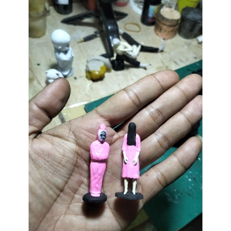 Jual (2 pcs) LIMITED Edition ! Miniature figure Patung horor Pocong ...