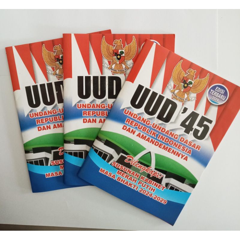 Jual Buku UUD '45 UUD 1945 Amandemen Edisi Terbaru 2024 Susunan Kabinet Merah Putih 2024-2029 ...