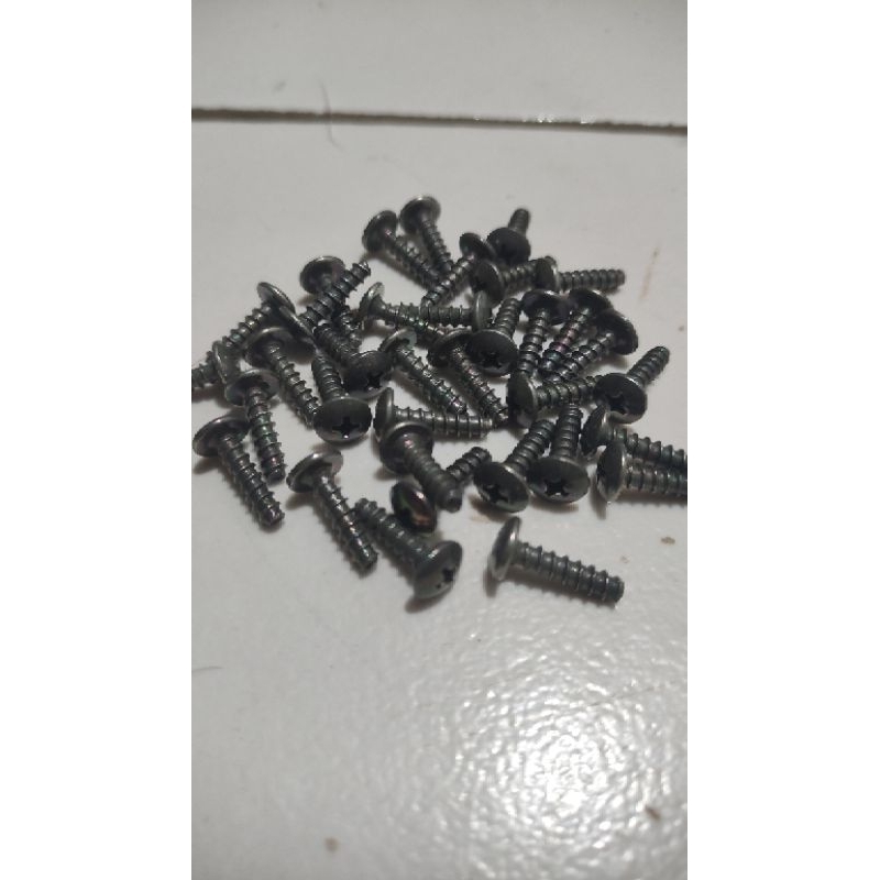 Jual baut scrup skrup yamaha dan honda baut body mio baut body beat ...