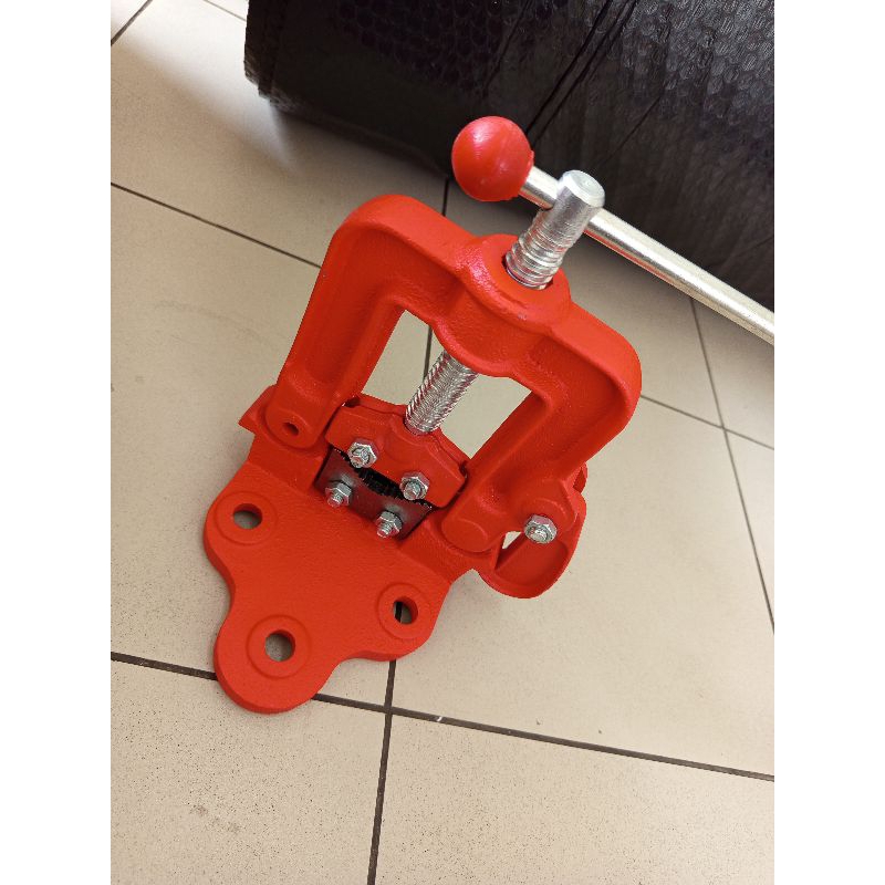 Jual Clamp Catok Pipa Tanggem Vice Gripping Ragum Pipa No 1 Od 10 - 60 ...