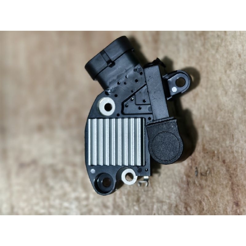 Jual IC Regulator Alternator Amper Wuling Confero soket lonjong 4 pin ...