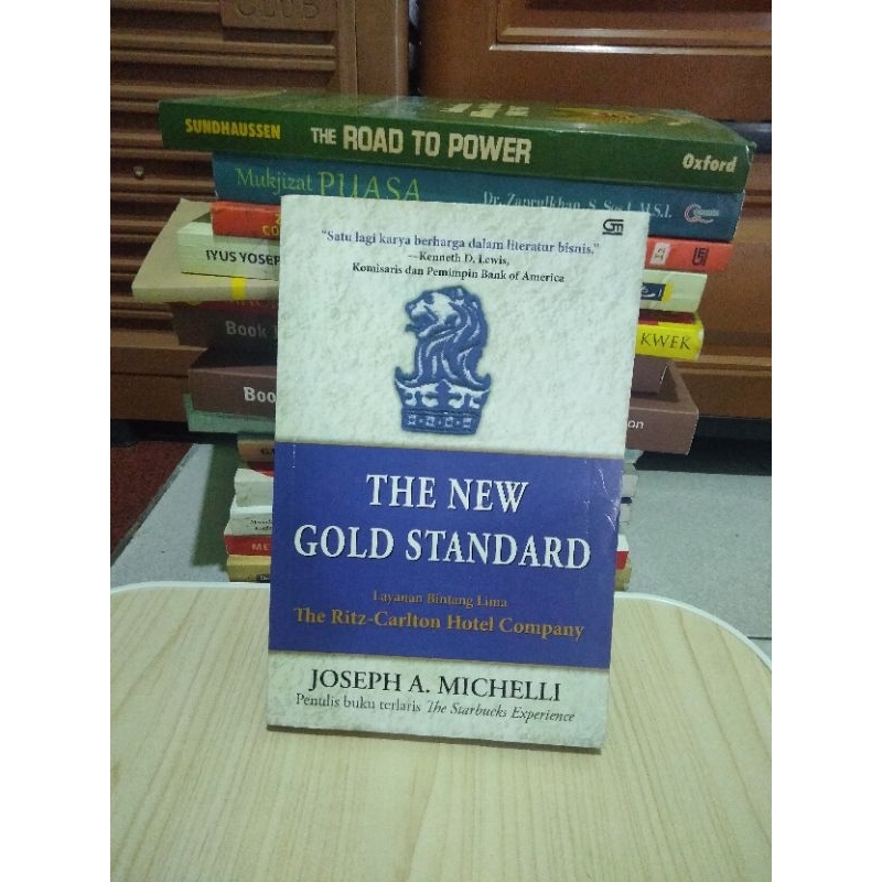 Jual buku original - the new gold standard oleh joseph michelli ...
