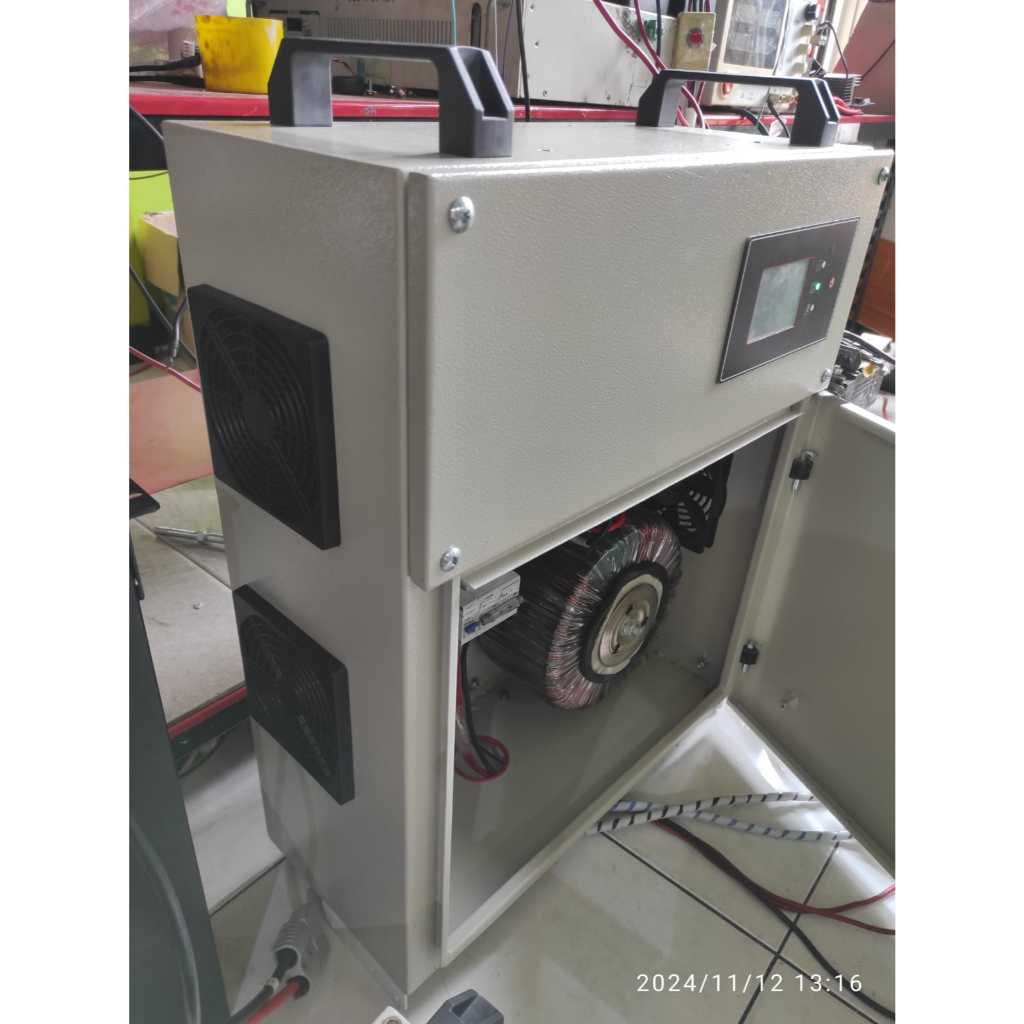 Jual Inverter UPS DC to AC 6000W LCD Touch Screen Pure Sine Wave Hybrid ...