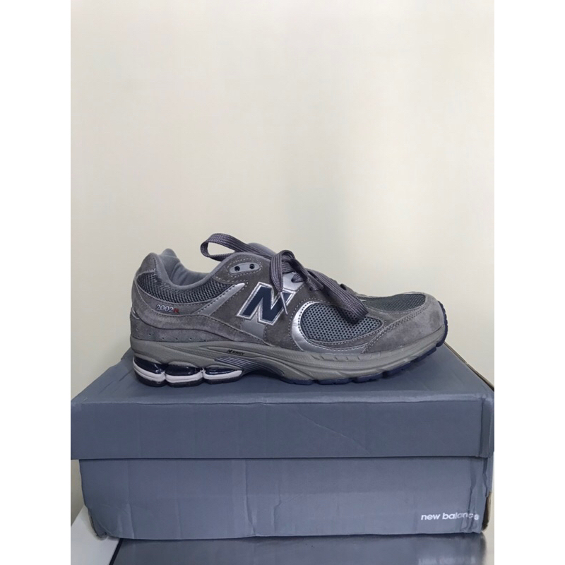 Jual SEPATU NEW BALANCE 2002r grey | Shopee Indonesia