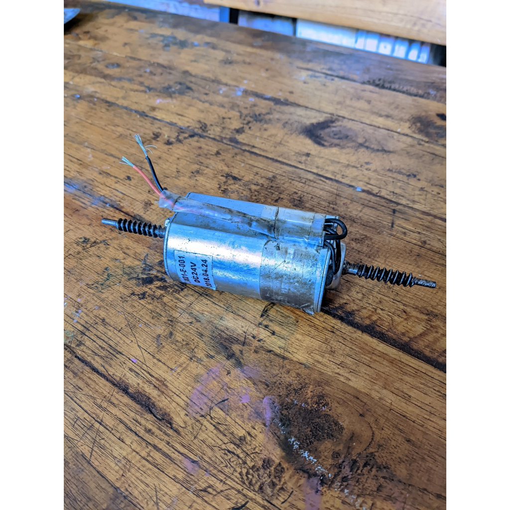 Jual DC motor 24V 2000rpm Double Shaft ulir motor permanen magnet ...