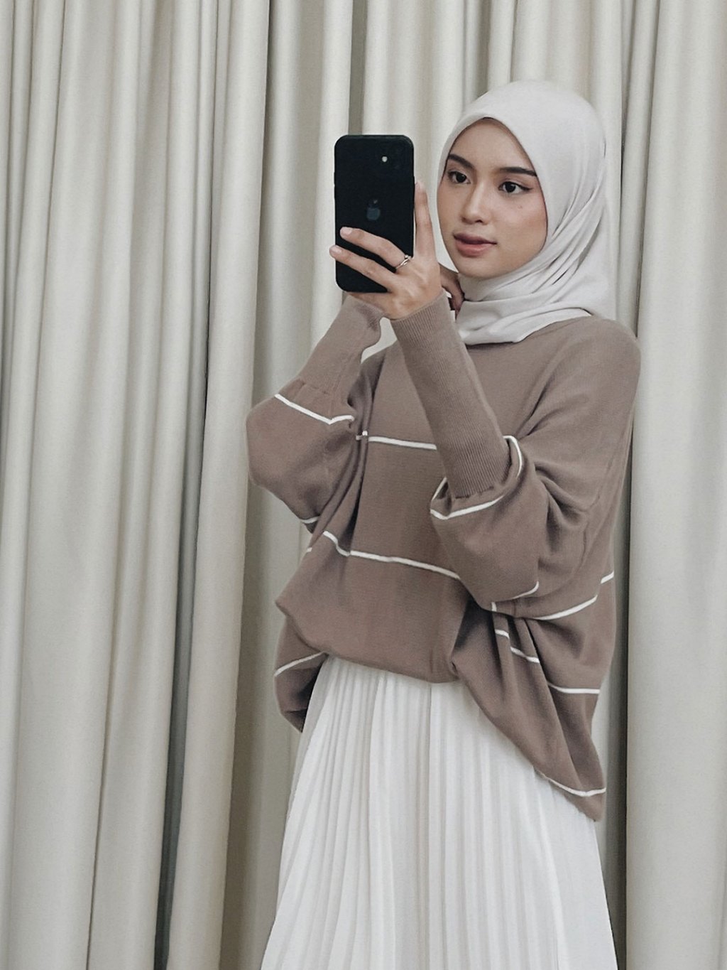 Jual Candraya by Aska Label - Sweater wanita rajut Outer wanita rajut warna offwhite, dusty pink ...