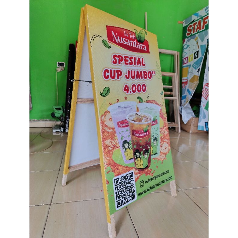 Jual STAND BANNER KAYU 50X100 CM , GAMBAR 2 SISI FREE DESAIN/BANNER ...