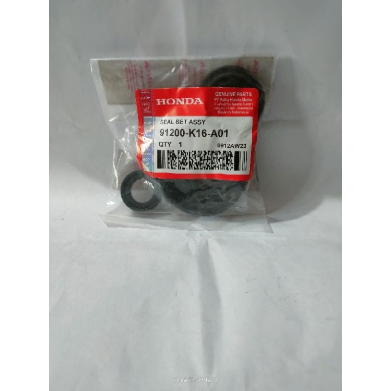 Jual SEAL COMPLIT OIL SEAL COMPLETE ( K16 ) SCOOPY FI ESP BEAT FI ESP | Shopee Indonesia