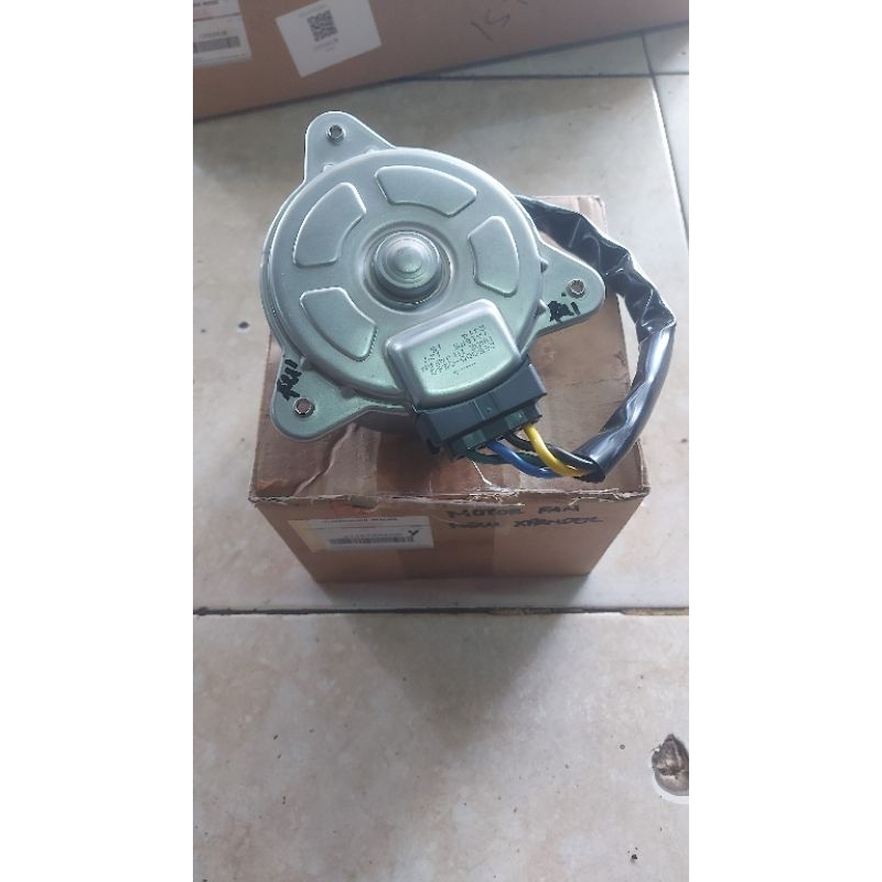 Jual Motor Fan Motor Kipas Radiator Mitsubishi New Xpander 2021 - 2022 ...