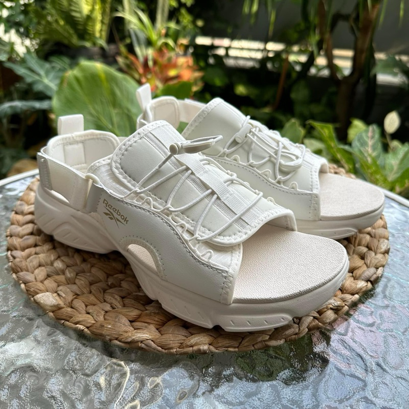 Jual Sendal Reebok Man/Woman | Shopee Indonesia