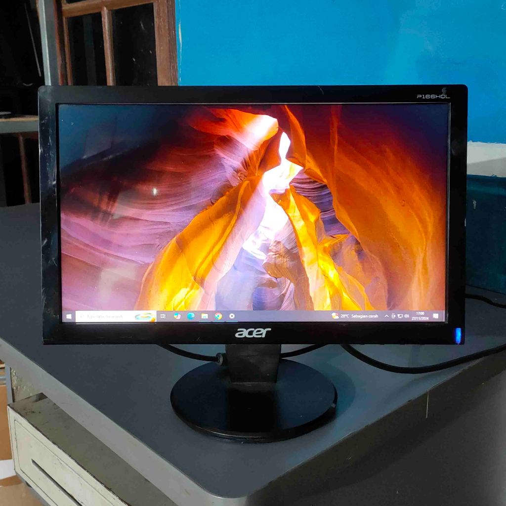 Jual Monitor Led Merk Acer Ukuran Layar 16 Inch Kondisi Normal | Shopee ...