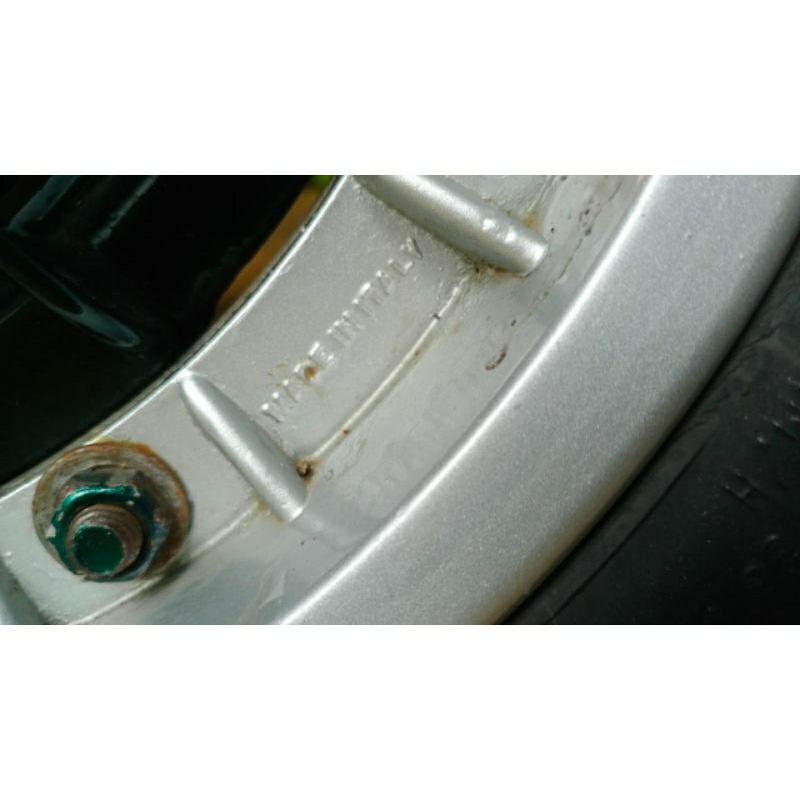 Jual pelk vespa vitalia almu uk 10 satu set sama ban, pelk vespa ...