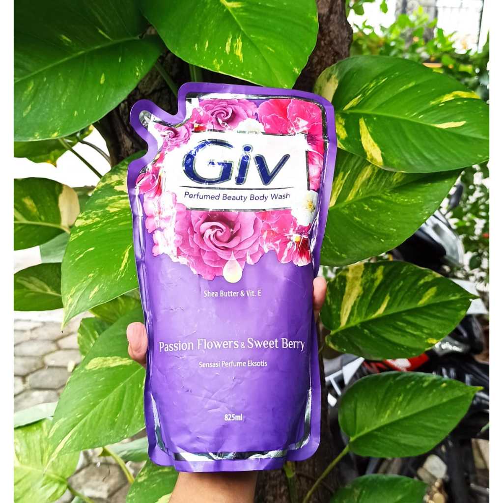 Jual Giv Sabun Mandi Cair Pouch 825 ml Ungu Passion Flowers & Sweet ...