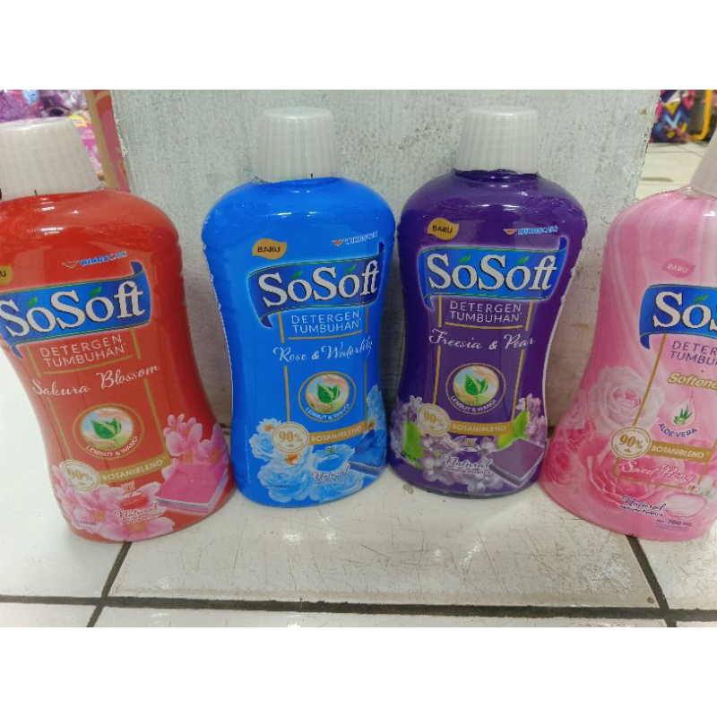 Jual Sosoft Detergent Liquid Cair Botol 700ml | Shopee Indonesia