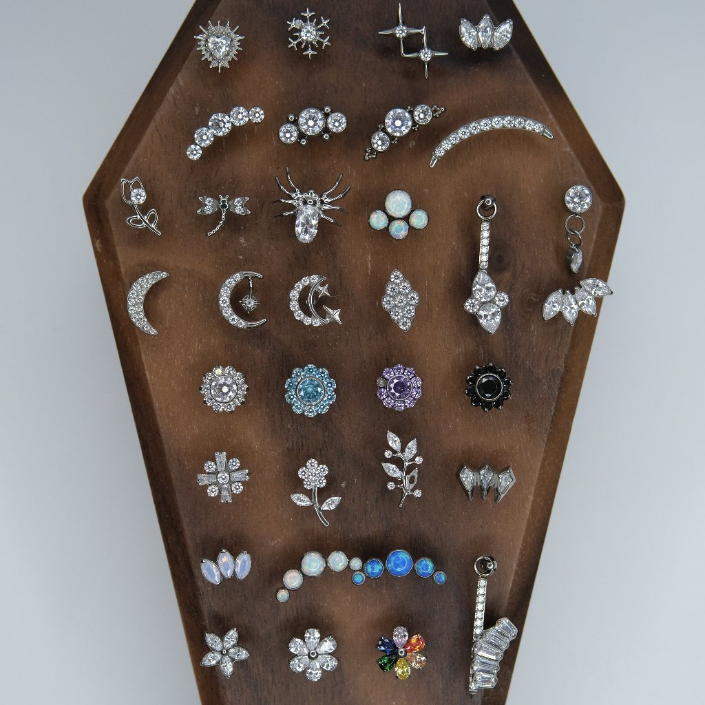 Jual Earrings by Jeffry - Anting Titanium Implant Grade Flatback ...