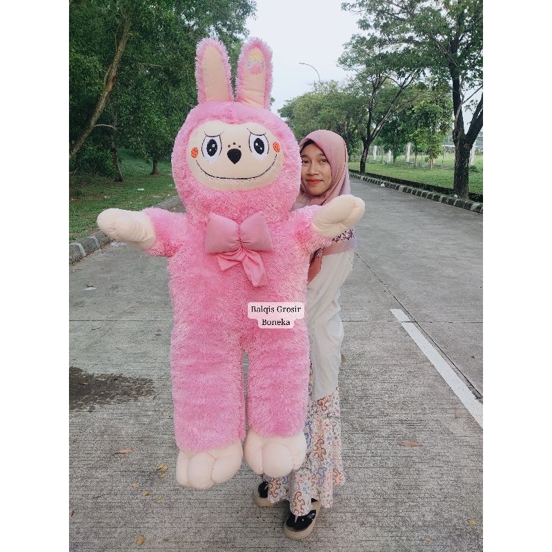 Jual Boneka Labubu Exciting macaroon Giant 1,2meter | Shopee Indonesia