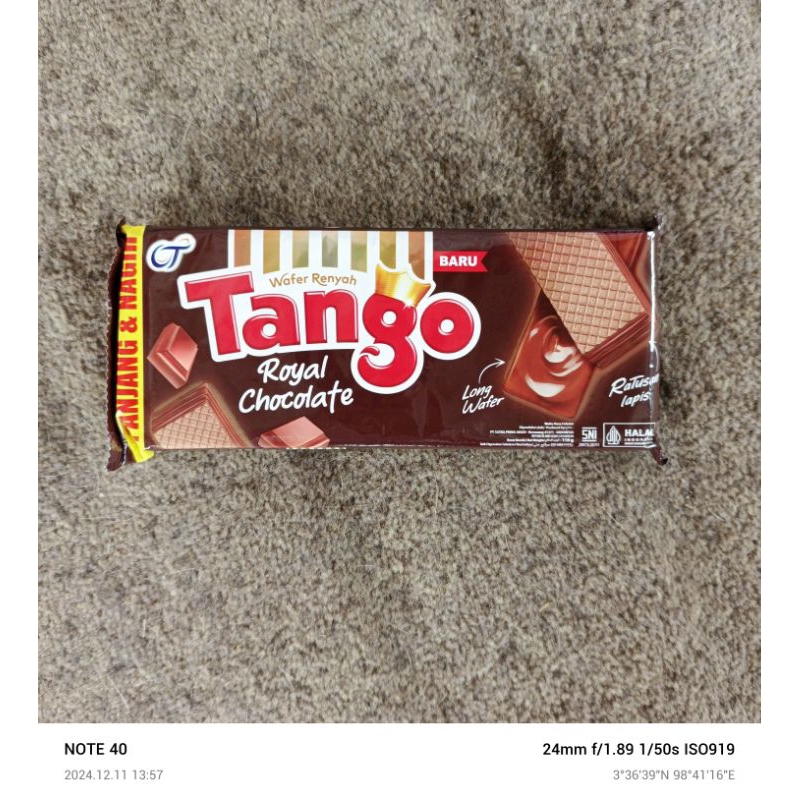Jual TANGO WAFER LONG CHOCOLATE 110gr (INSTAN MEDAN) | Shopee Indonesia