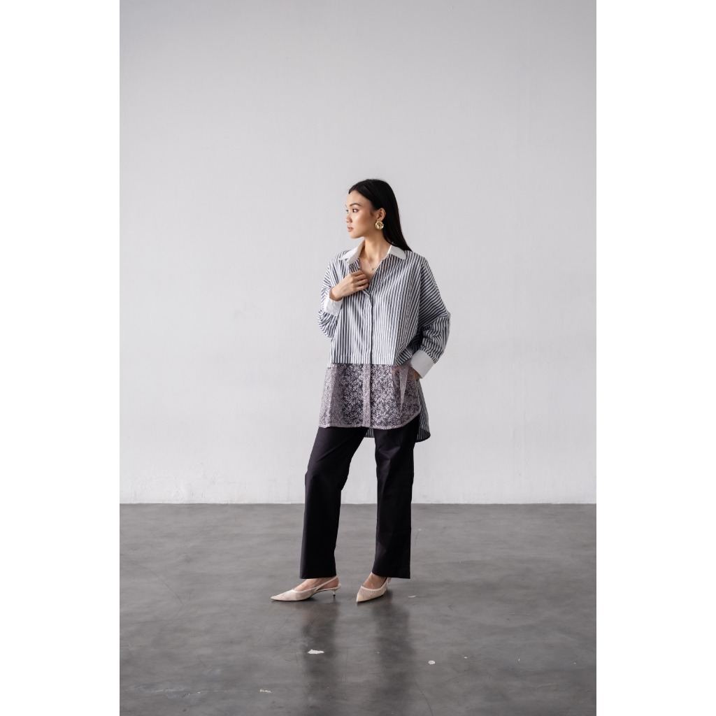 Jual SEMINGGU - Rhea Embroidery Shirt (Pre Order) | Shopee Indonesia