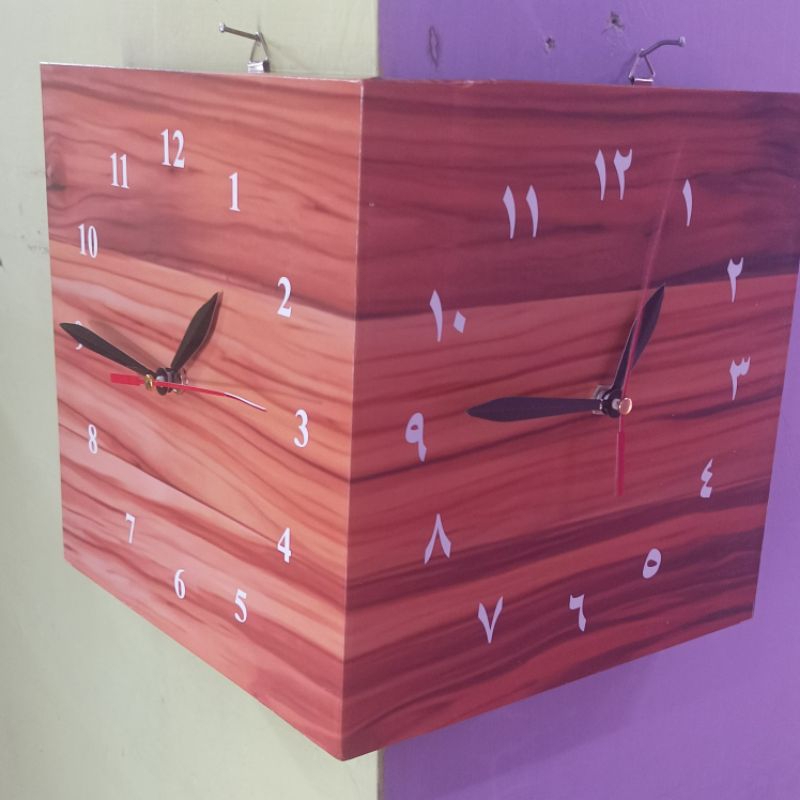 Jual jam dinding 2 sudut | Shopee Indonesia