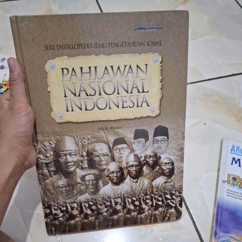 Jual buku Pahlawan Nasional Indonesia Nur Asiah | Shopee Indonesia