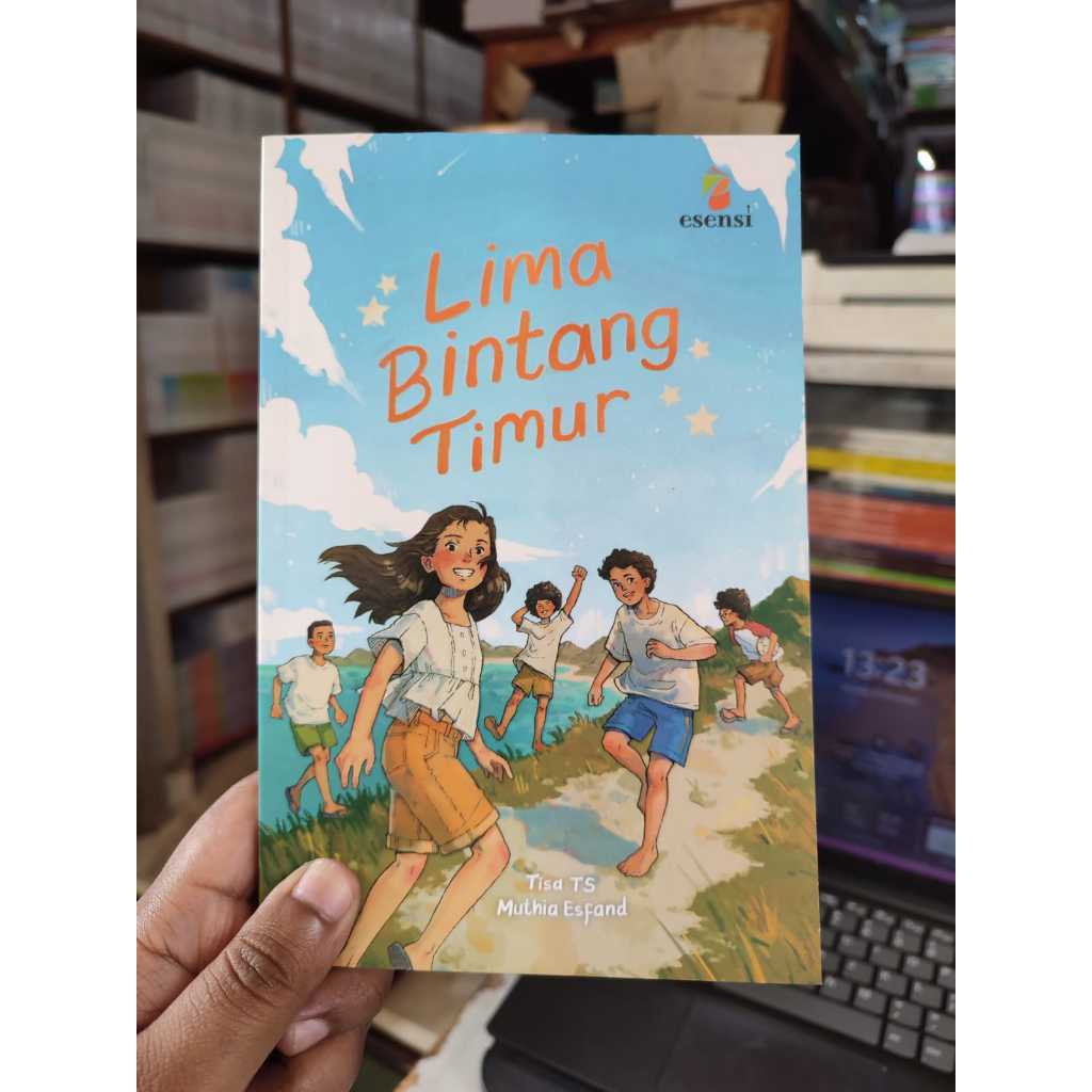 Jual BUKU LIMA BINTANG TIMUR TISA TS MUTHIA ESFAND PENERBIT ESENSI ERLANGGA | Shopee Indonesia