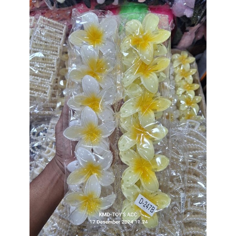 Jual (ISI 12 PCS) JEPIT RAMBUT BUNGA KAMBOJA KHAS BALI IMPORT DUA WARNA ...