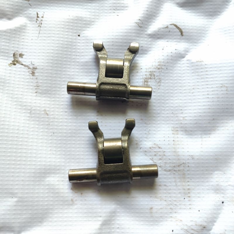 Jual Platuk Klep IN EX Honda CBR 150 New Sonic 150 K56 Pelatuk Rocker ...