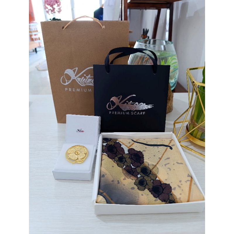 Jual paket bundling hijab voal kitoscarf & bros Rafflesia/motif ...