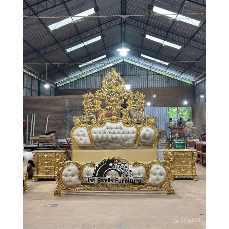 Jual Divan/Tempat Tidur Sofa Kayu Jati Ukir Jepara Warna Gold + silver ...