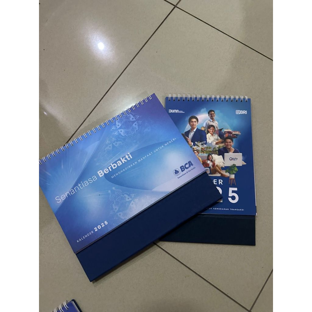 Jual READY Kalender Meja BCA BRI | Tanggalan Bank Tahun 2025/ BRI/ BCA ...
